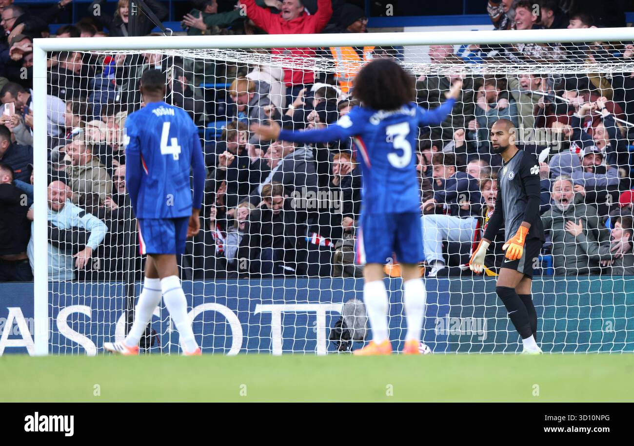 Robert Sanchez (C) dejection after the second Sunderland goal (1-2) at ...