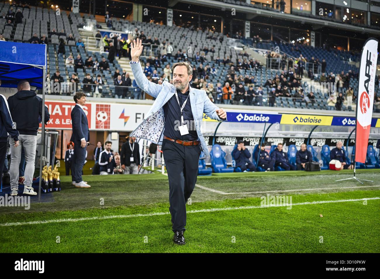 Former KAA Gent player Gunther Schepens pictured before a soccer match ...