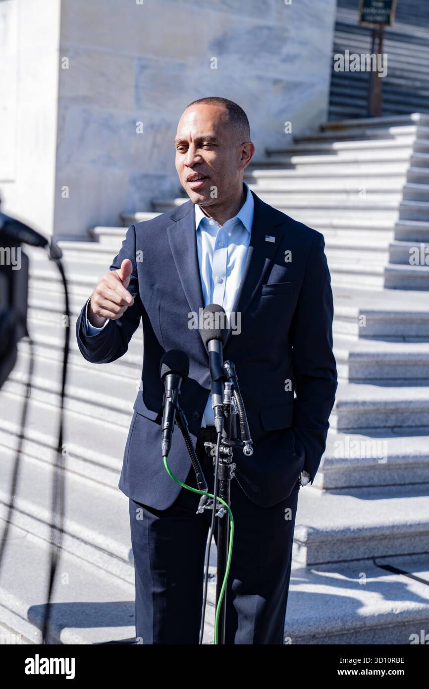 United States House Minority Leader Hakeem Jeffries (Democrat of New ...