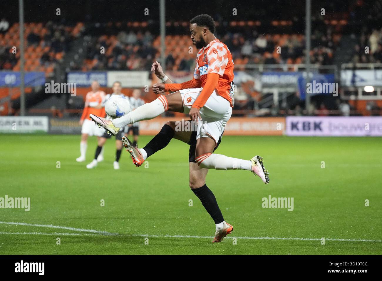 VOLENDAM , 25-10-2025 , Kras Stadium , season 2025 / 2026 , Dutch ...