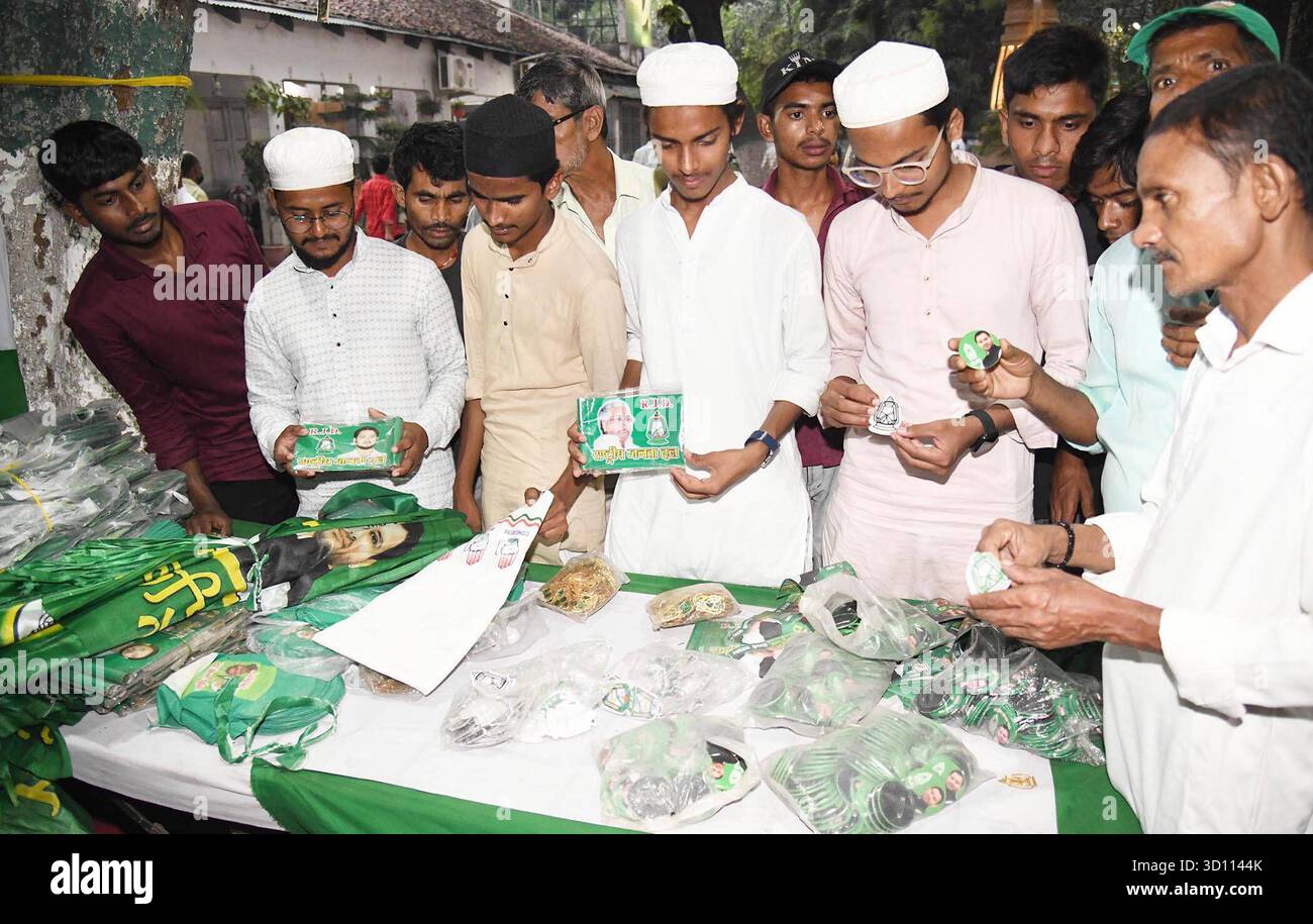 PATNA, INDIA - OCTOBER 25: RJD supporters buying party flags, banners ...