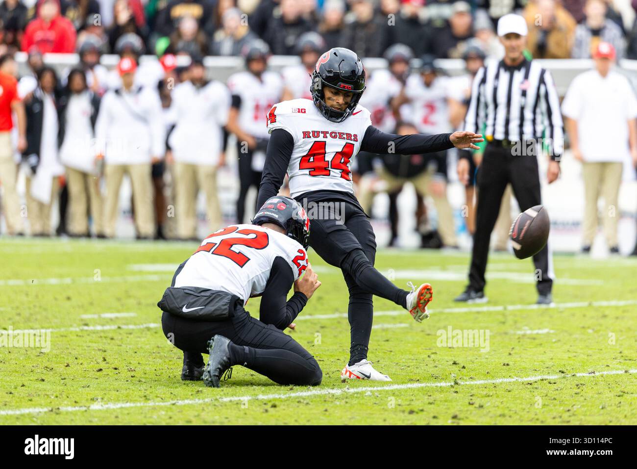 October 25, 2025: Rutgers placekicker Jai Patel (44) kicks game winning ...