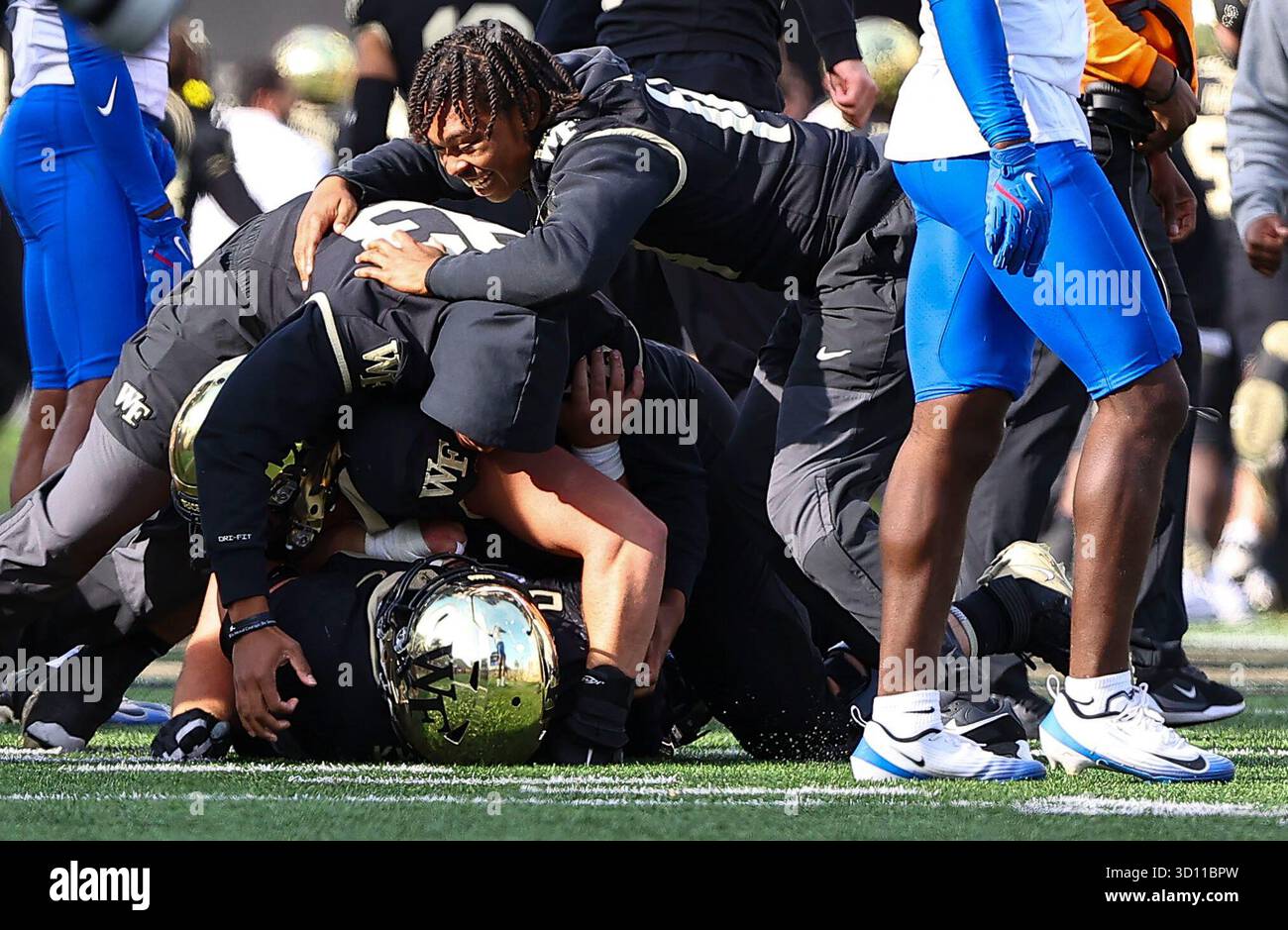 October 25,2025: Wake Forest University kicker Connor Calvert (90 ...
