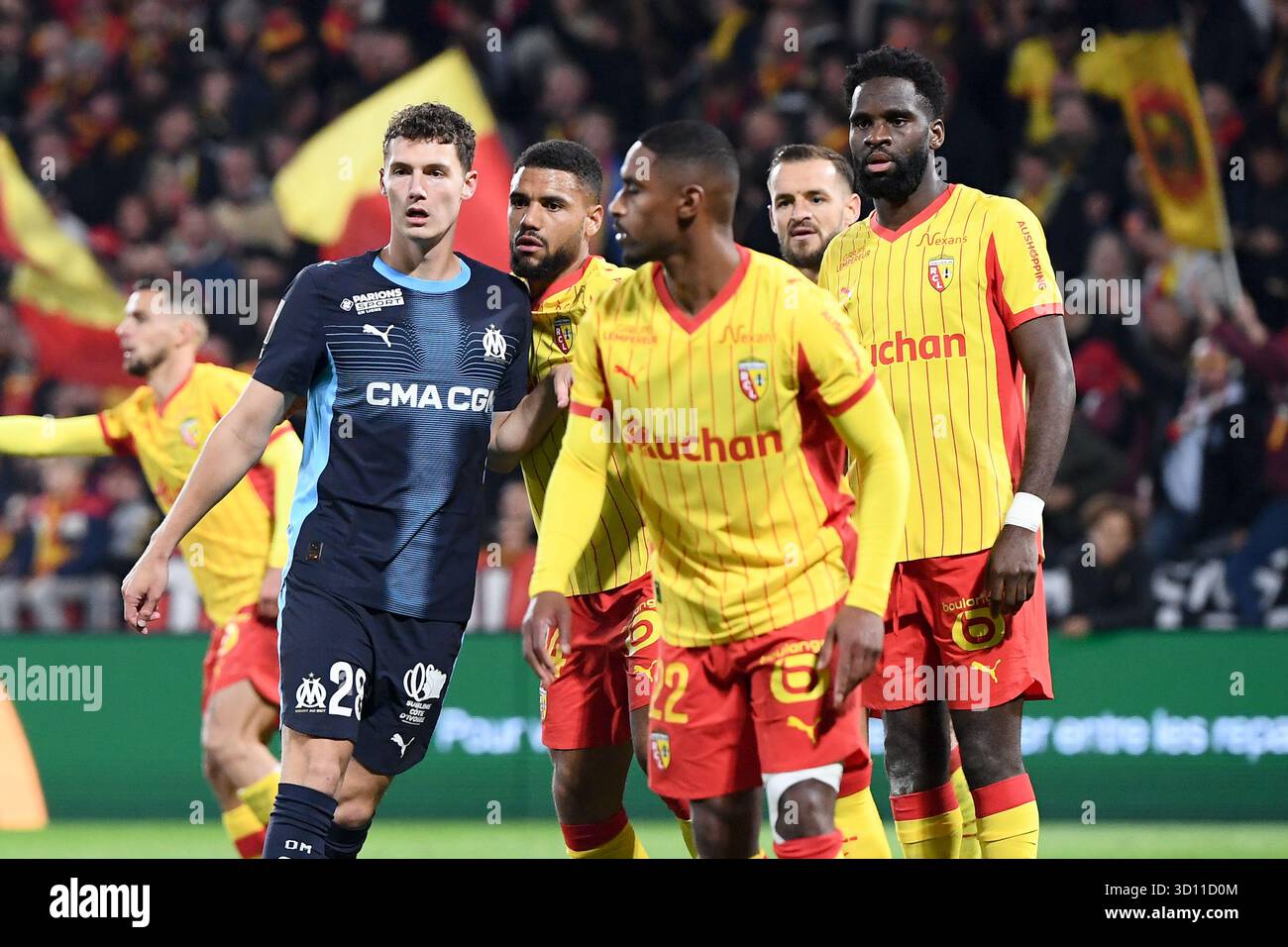 24 Jonathan GRADIT (rcl) - 28 Benjamin PAVARD (om) - 14 Matthieu UDOL ...
