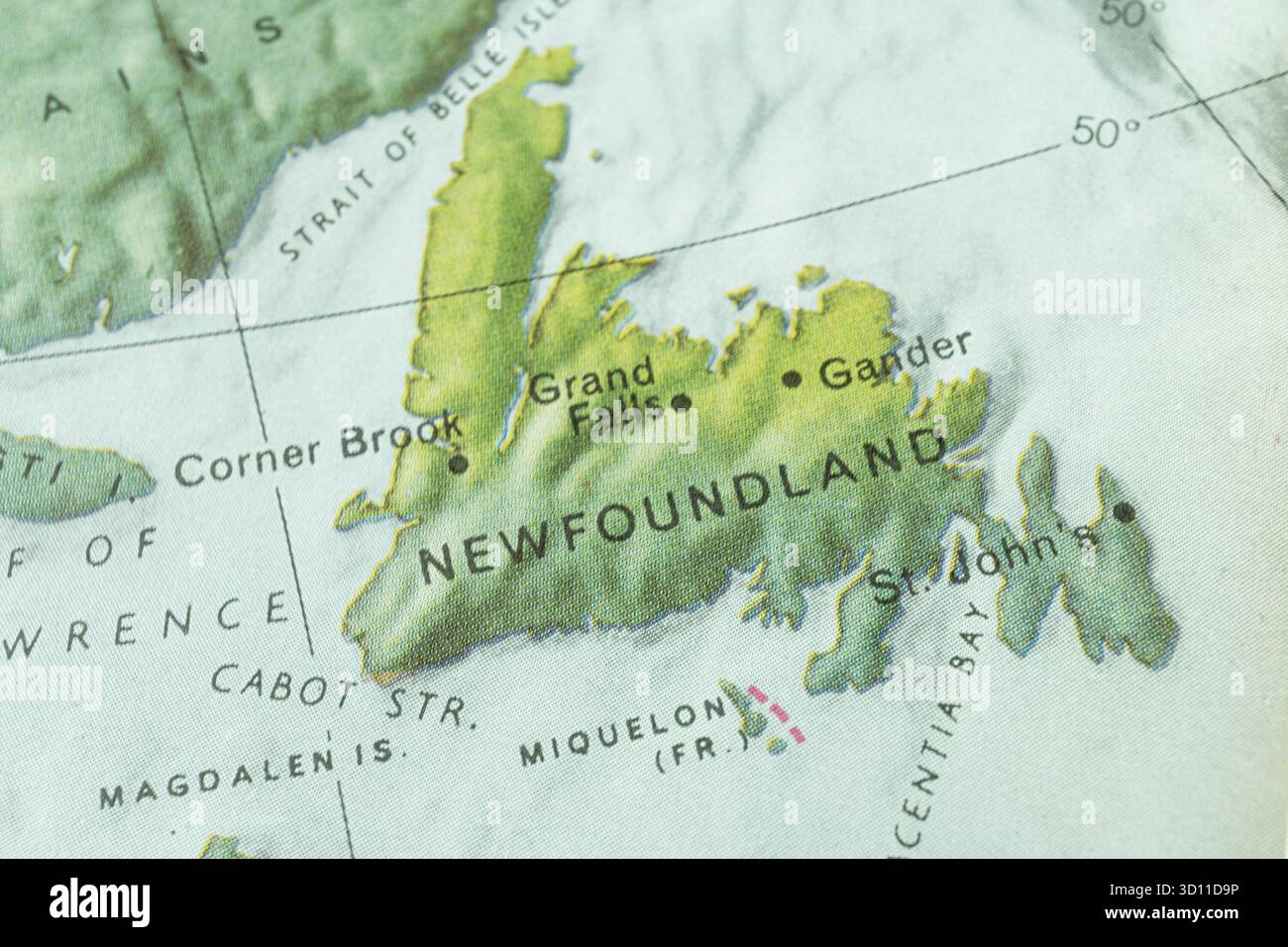 Separate land masses hi-res stock photography and images - Alamy