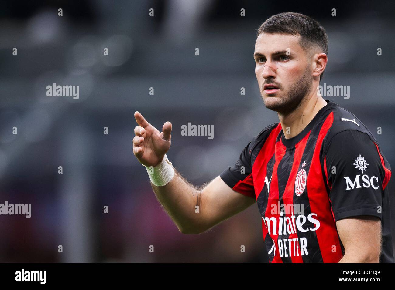 Santiago Gimenez of AC Milan gestures during the Serie A football match ...