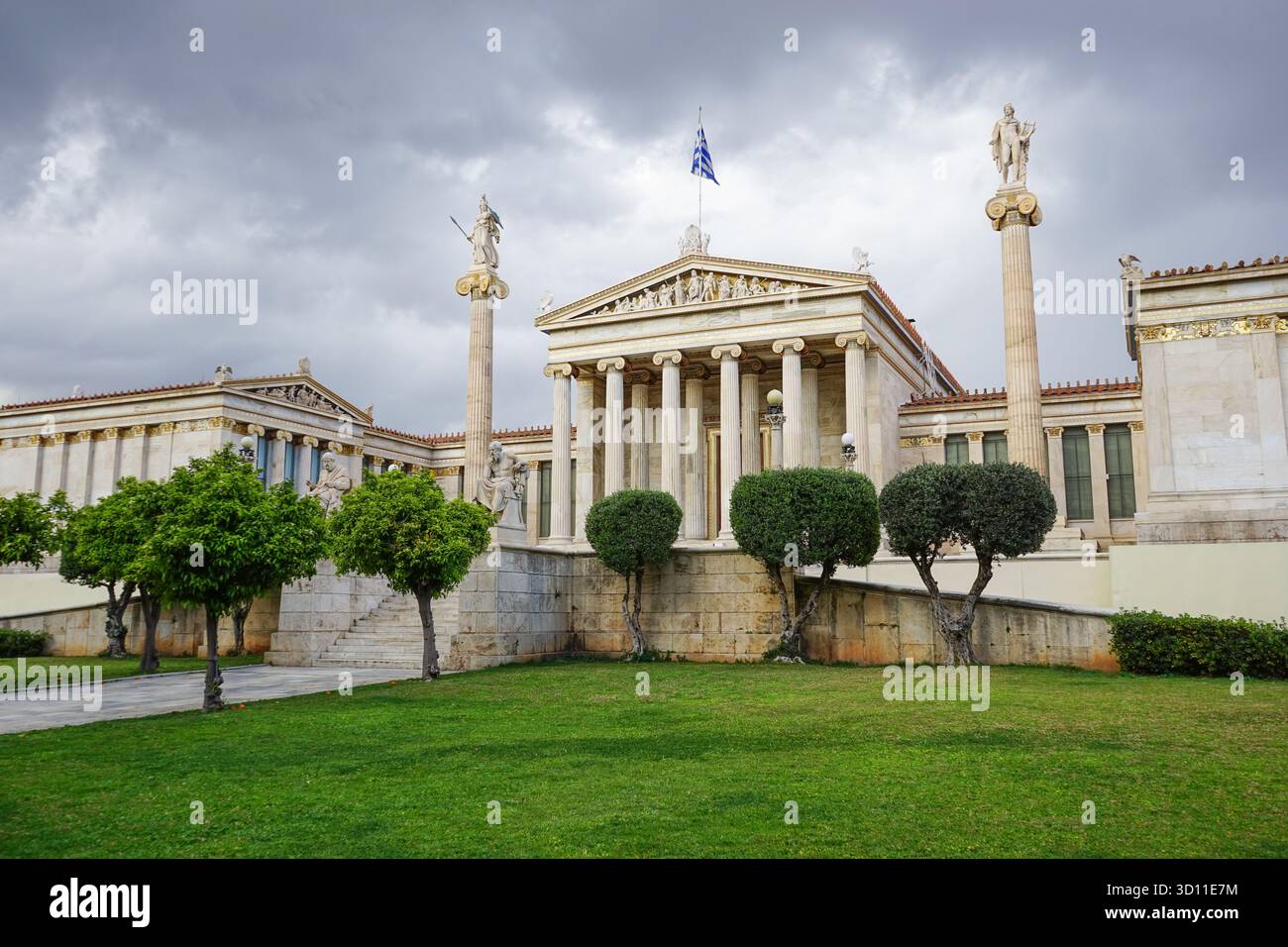 Iconic athens hi-res stock photography and images - Alamy