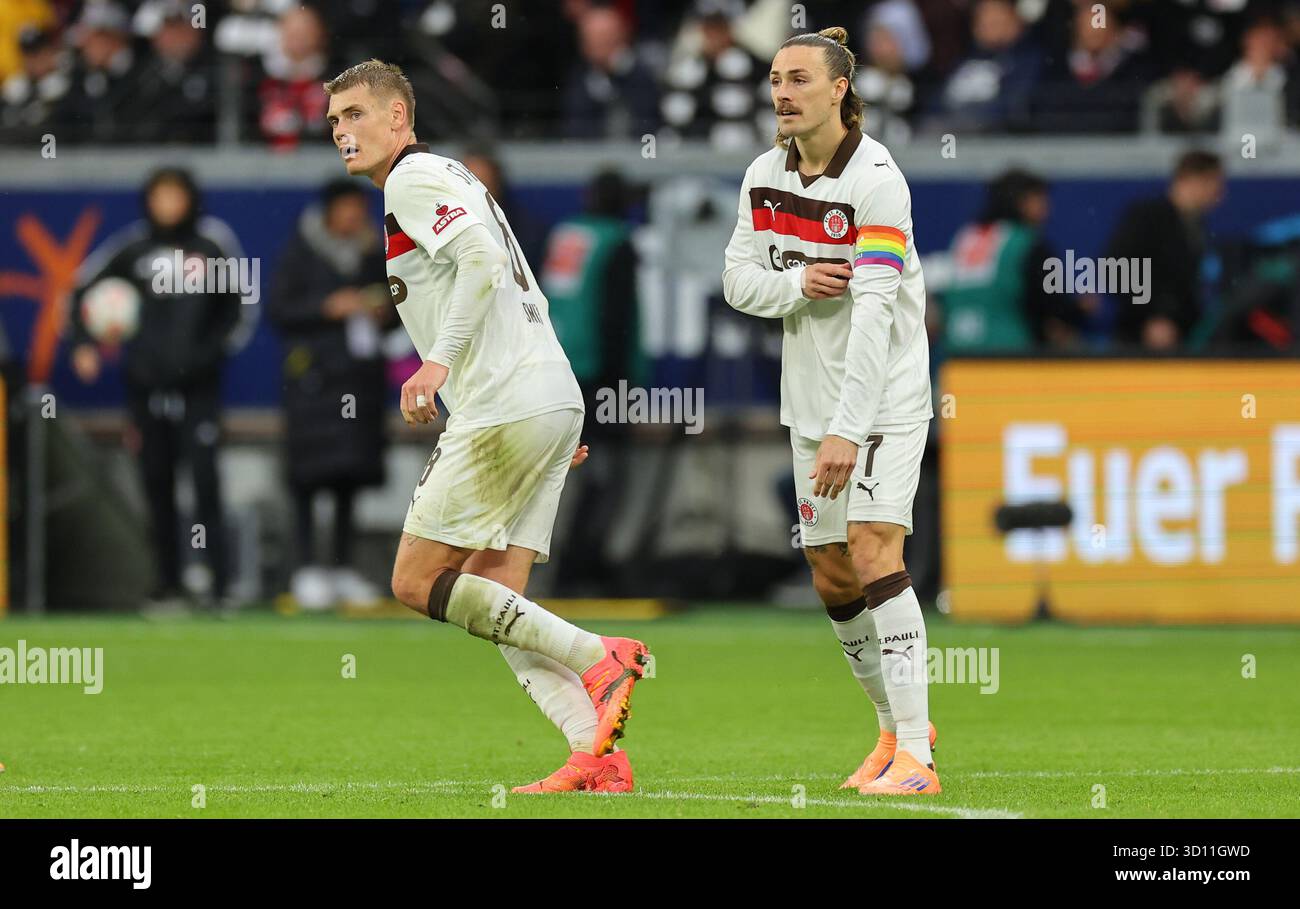 from left: Eric Smith, Jackson Irvine (St. Pauli) Frankfurt, October 25 ...