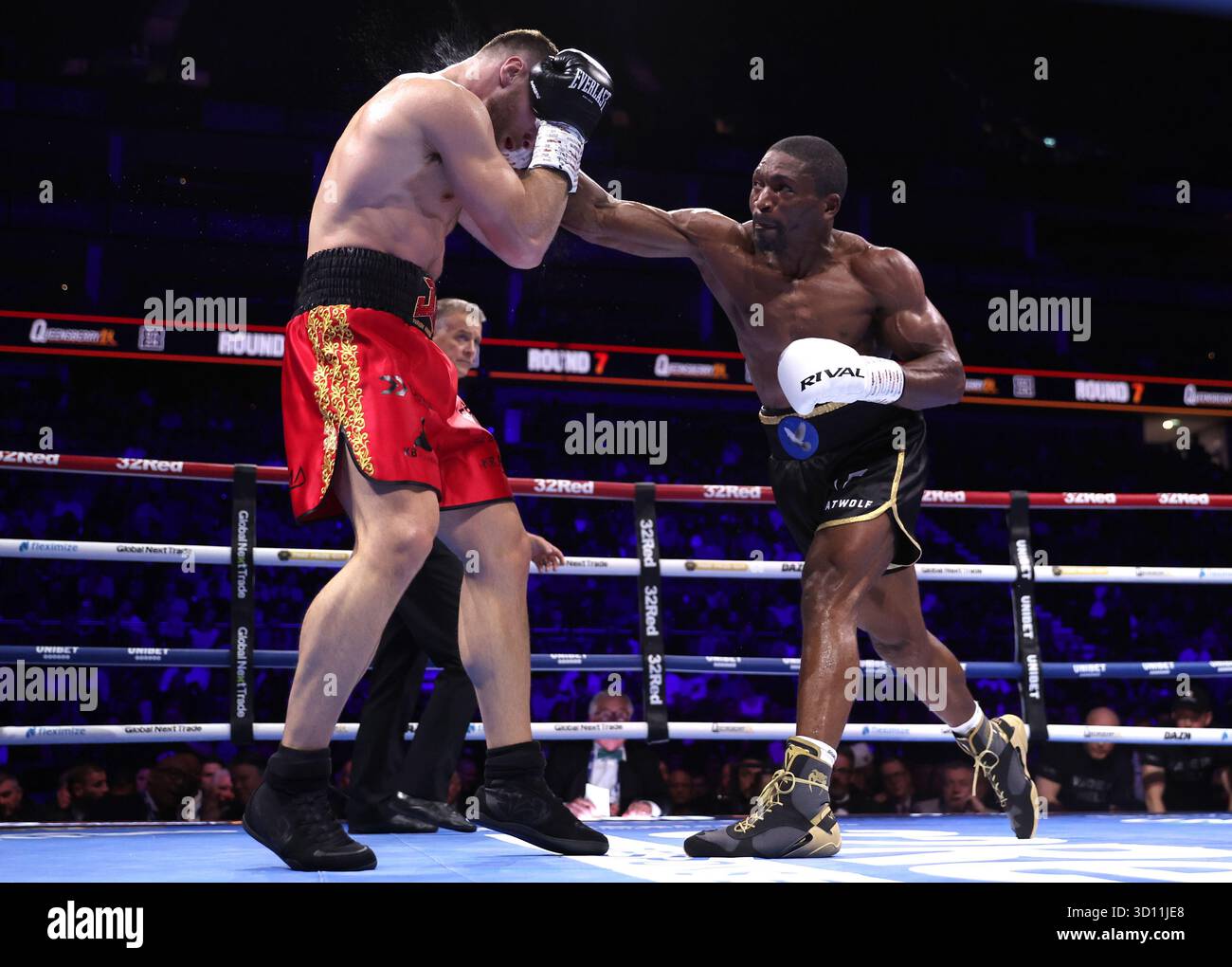 Juergen Uldedaj (left) and Rolly Lambert Fogoum in the IBO World ...