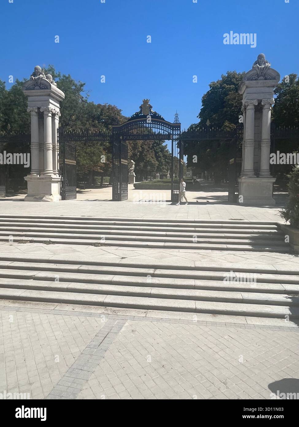Main entrance gate to city smartphone stock photos and images - Alamy