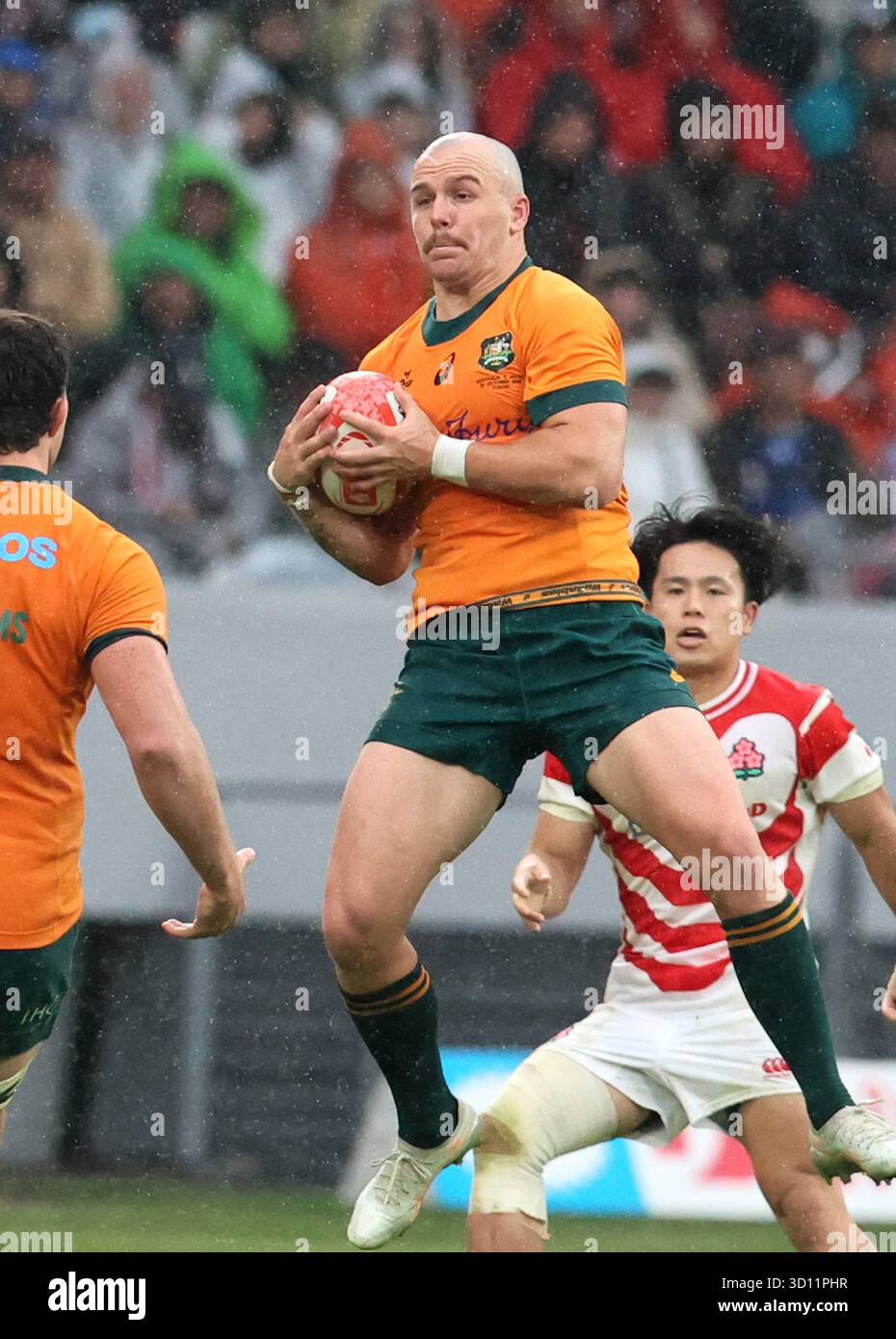 October 25, 2025, Tokyo, Japan - Australia's wing Dylan Pietsch catches ...