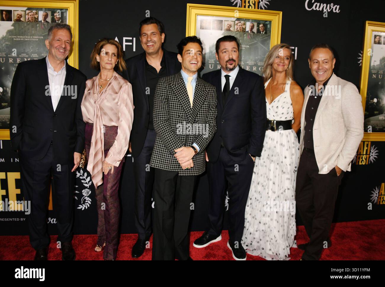 L r richard saperstein and brooke saperstein hi-res stock photography ...