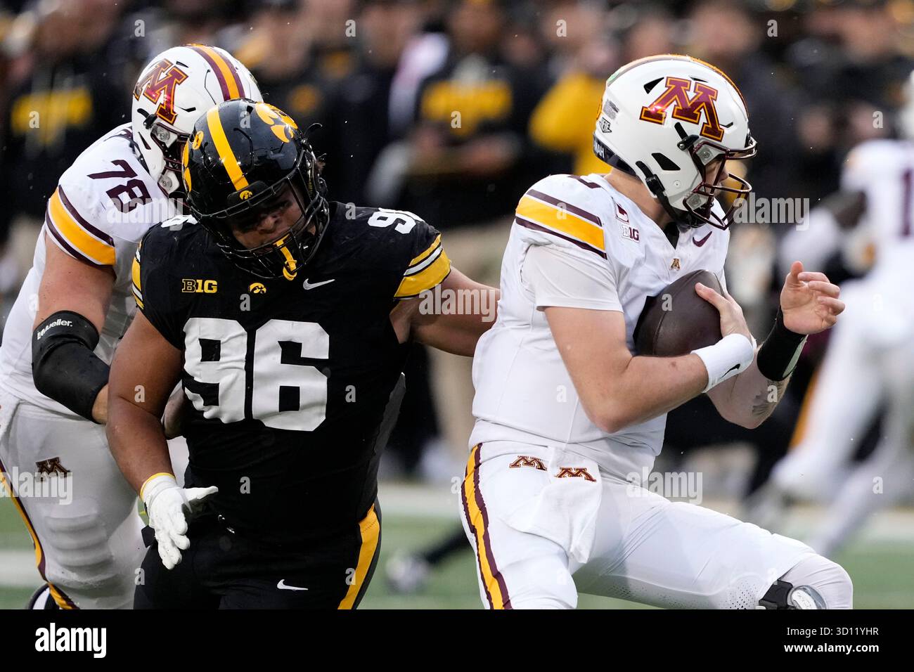 Iowa defensive lineman Bryce Hawthorne (96) pressures Minnesota ...