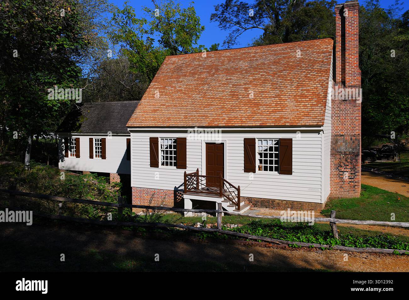 Cabinet maker shop colonial williamsburg hi-res stock photography and ...