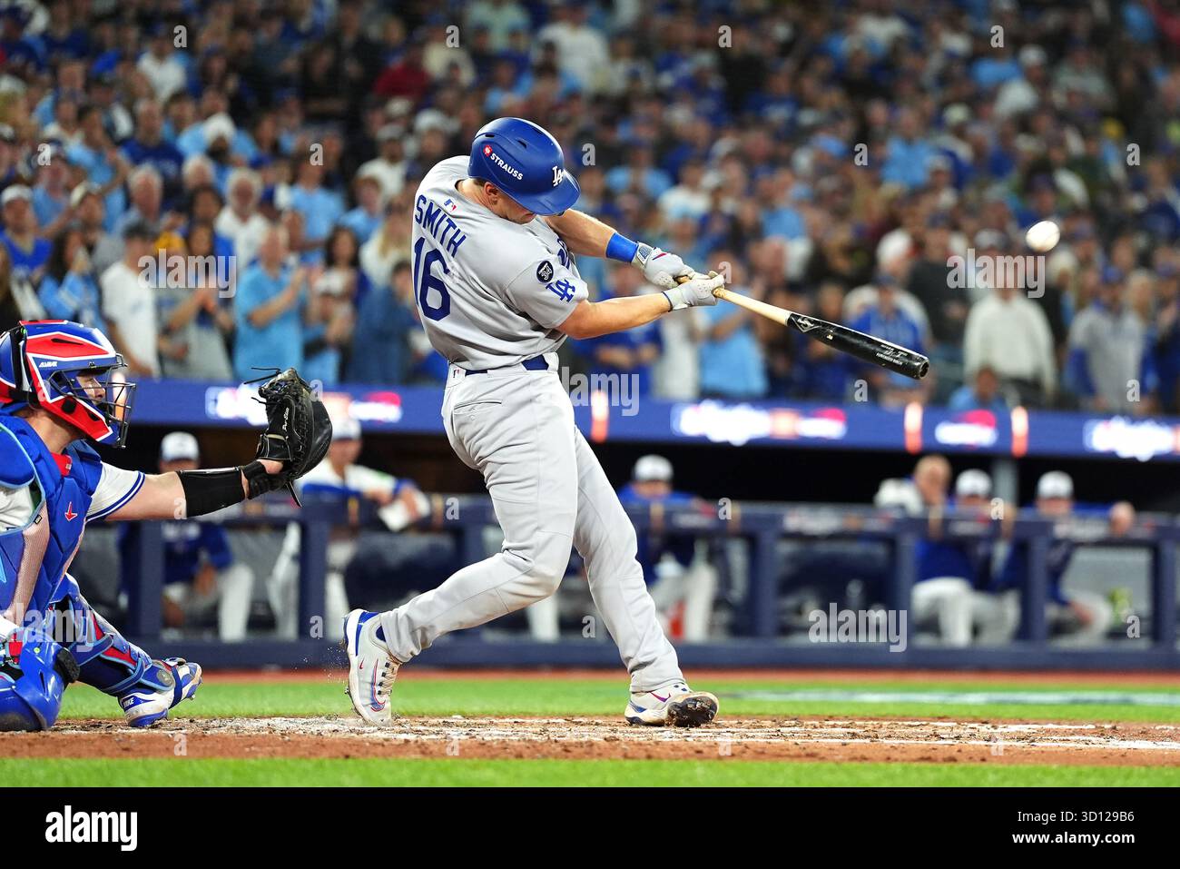 Los Angeles Dodgers' Will Smith (16) hits a solo home run against the ...