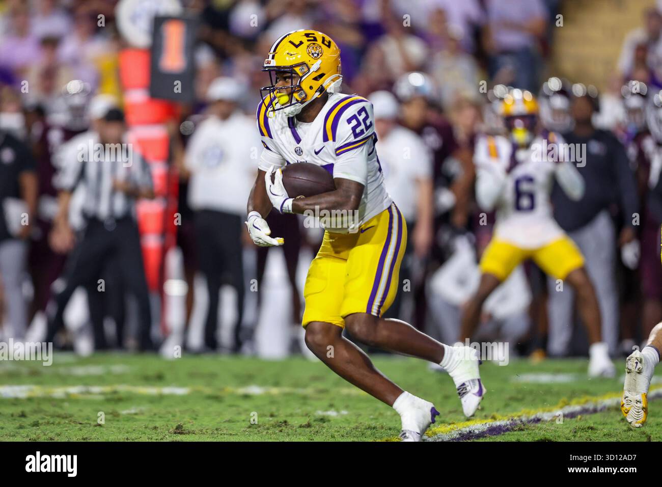October 25, 2025: LSU running back Harlem Berry (22) looks for running ...