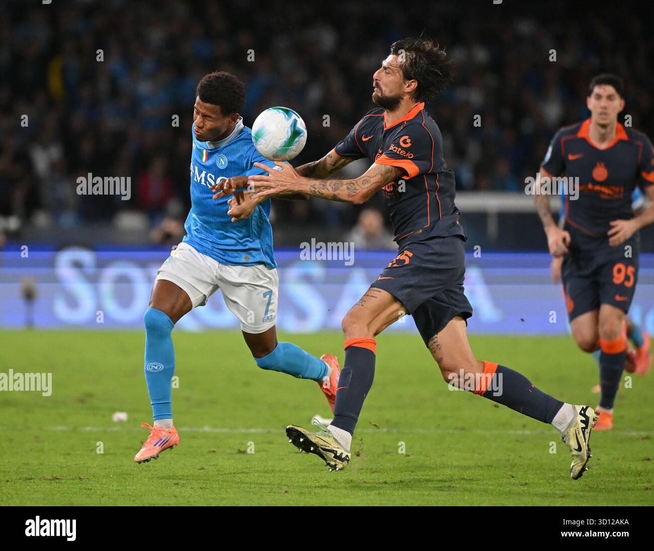 Naples, italy 25th oct, 2025 hi-res stock photography and images - Alamy