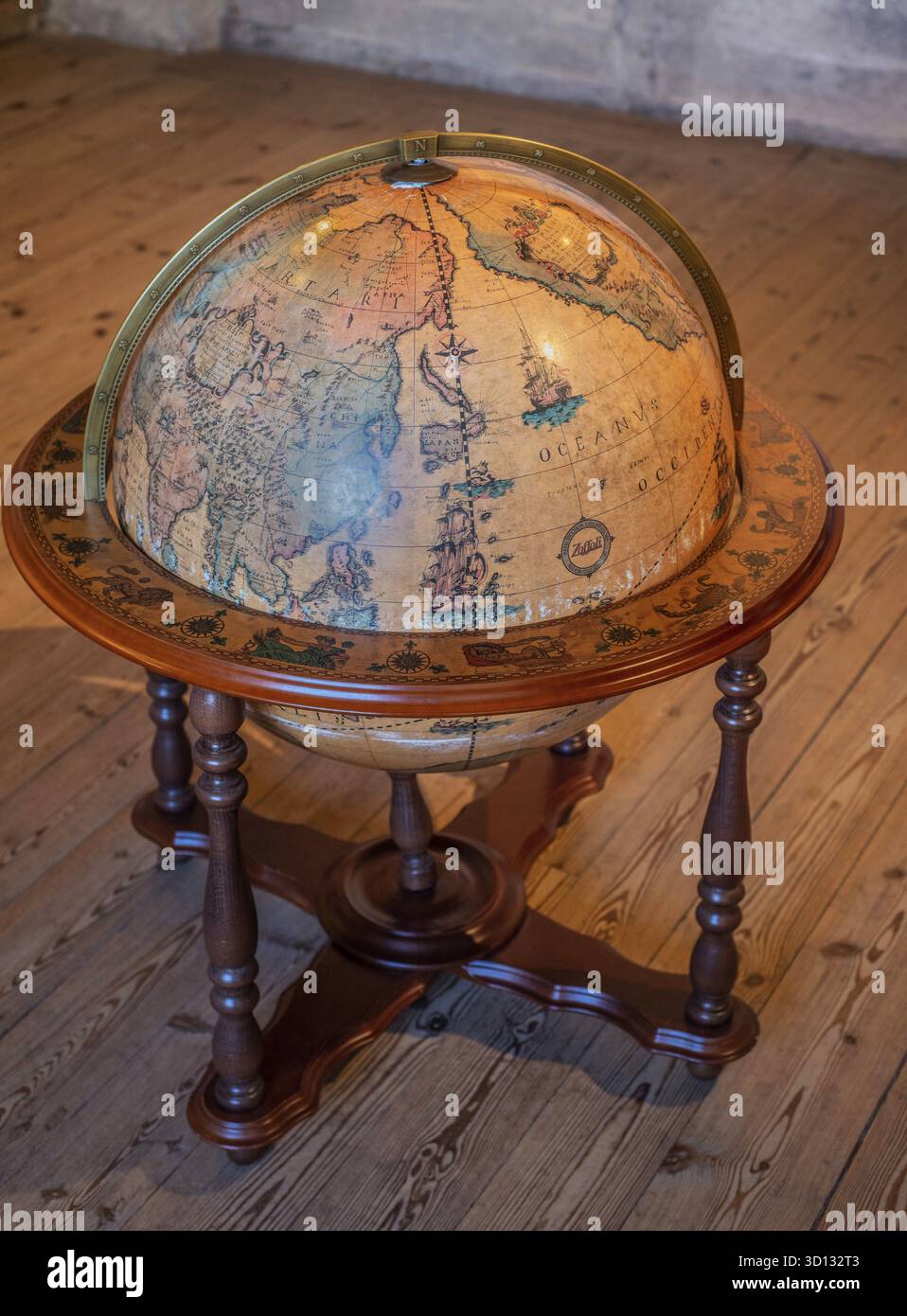 Interior of Kalmar Castle: Globe in Queen Gunilla Bielke's state room ...