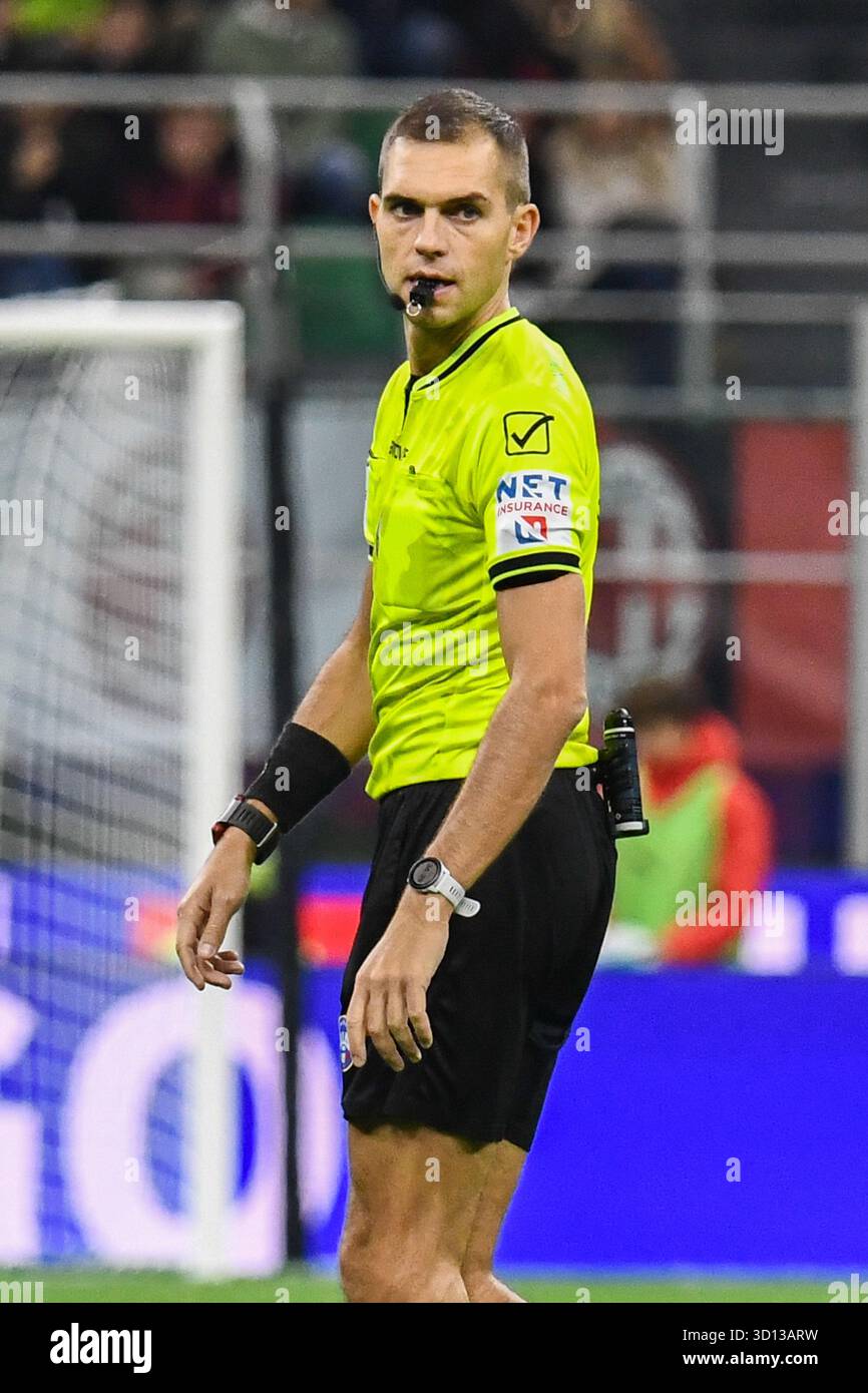 Referee Luca Zufferli during AC Milan vs Pisa SC, Italian soccer Serie ...