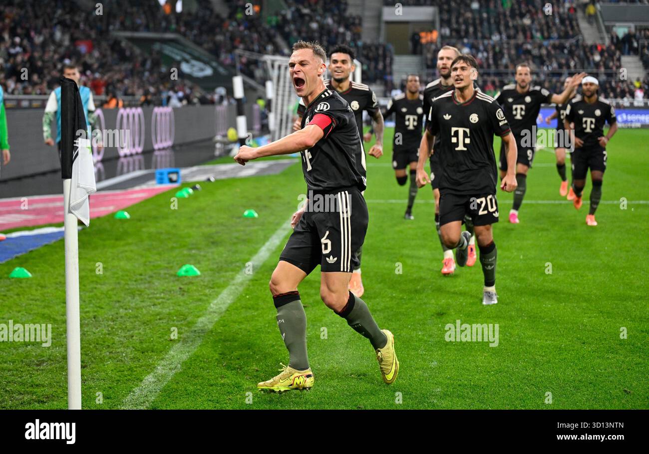 0:1 Goal, celebration, goal scorer Joshua Kimmich (Bayern) kicks away ...