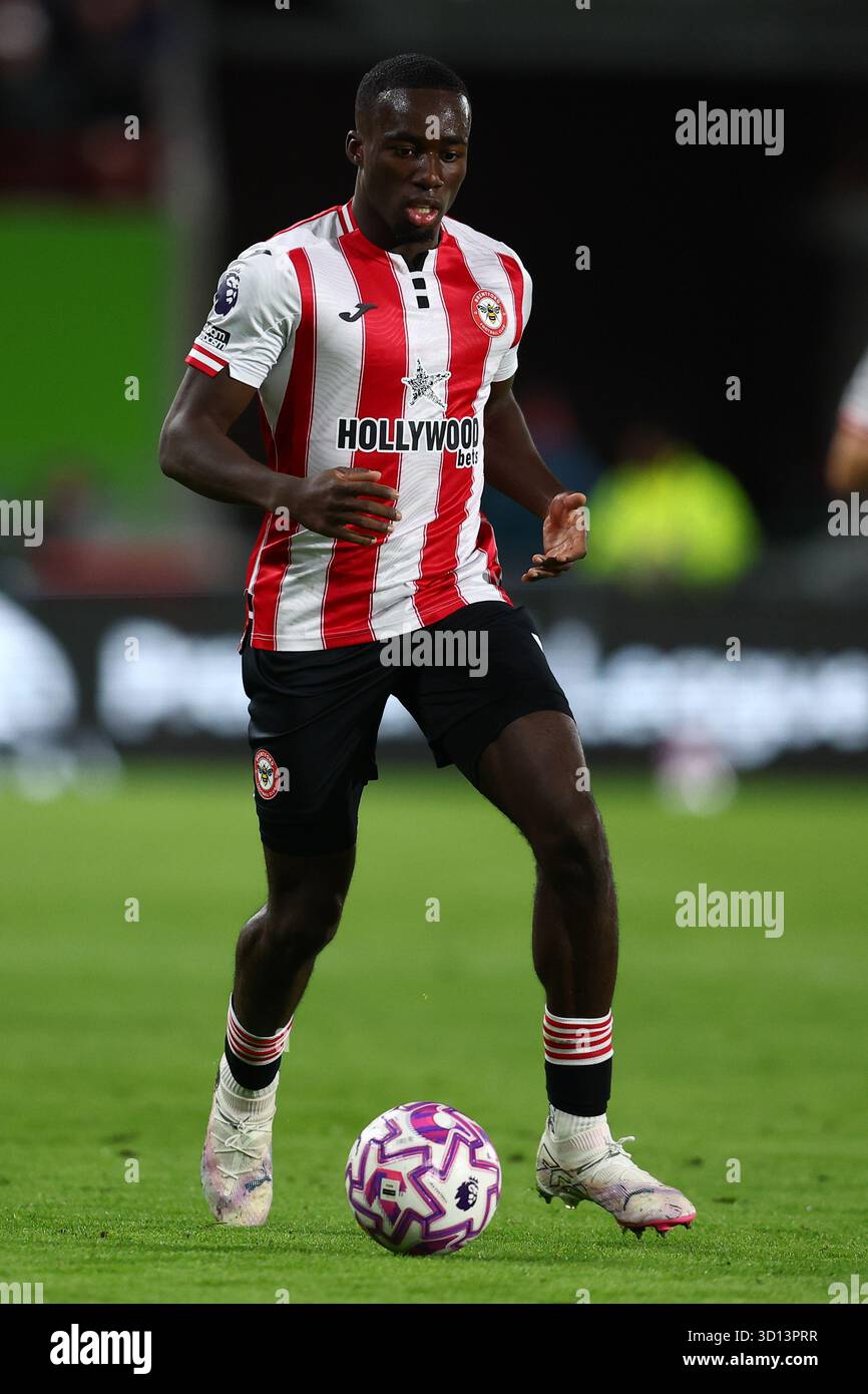 London, England, 25th October 2025. Michael Kayode of Brentford during ...