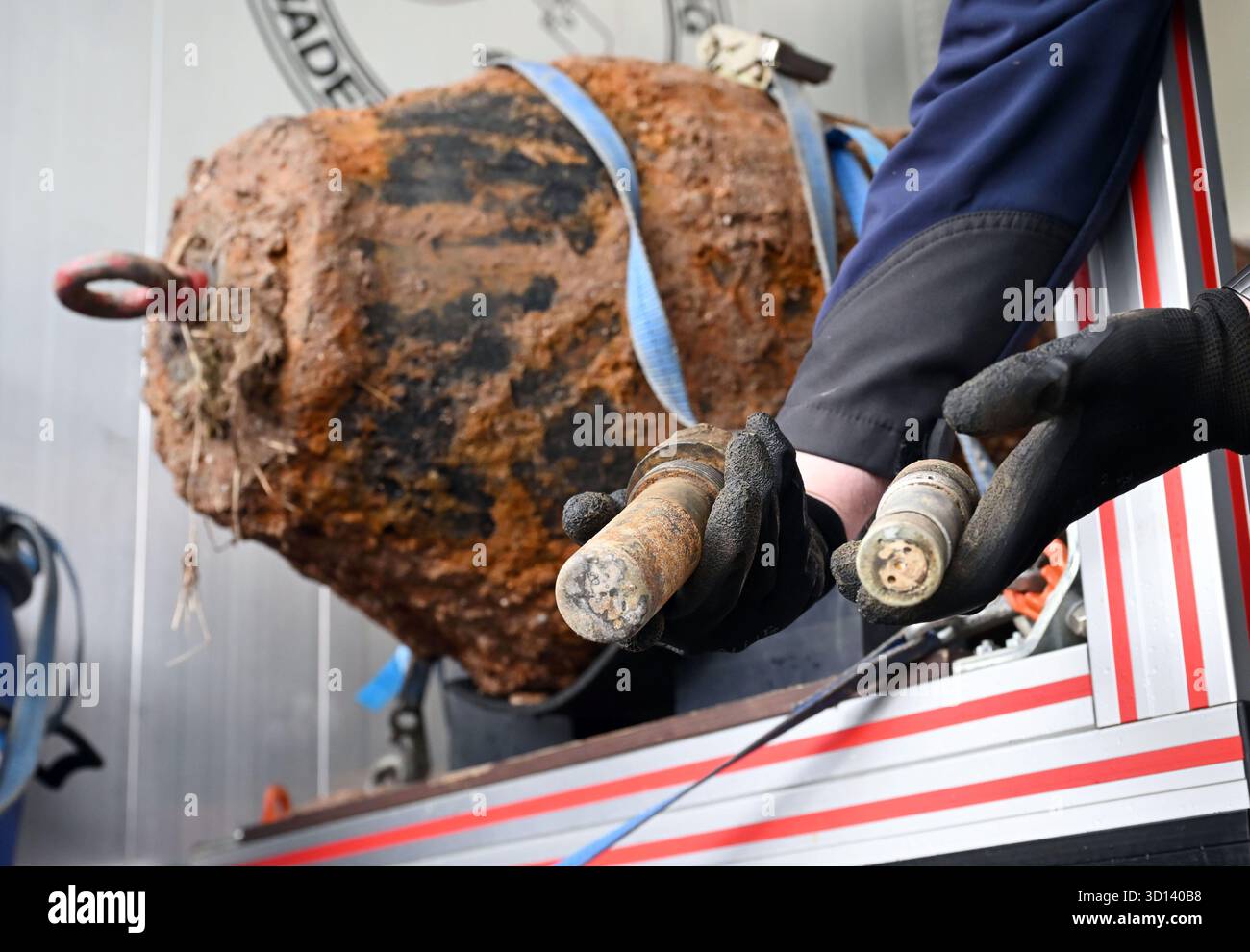 26 October 2025, Rastatt: A defused World War II bomb and its detonator ...