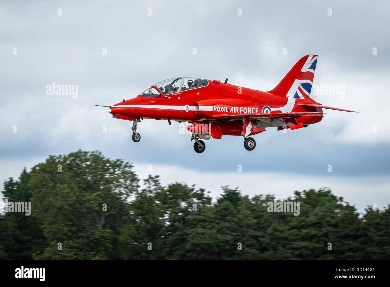 Royal Air Force - Red Arrows Hawk T.1, arriving at RAF Fairford for the ...