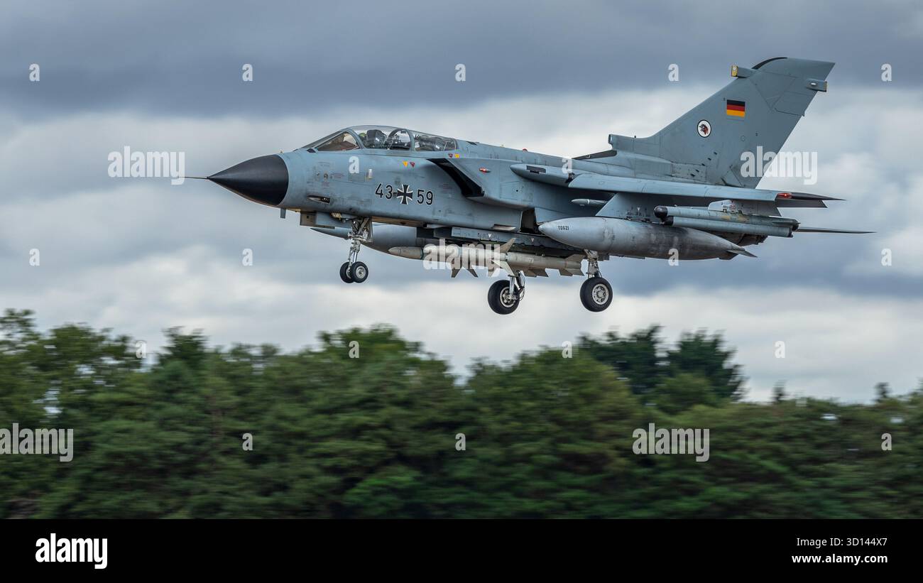 german Air Force - Panavia Tornado IDS, arriving at RAF Fairford for ...