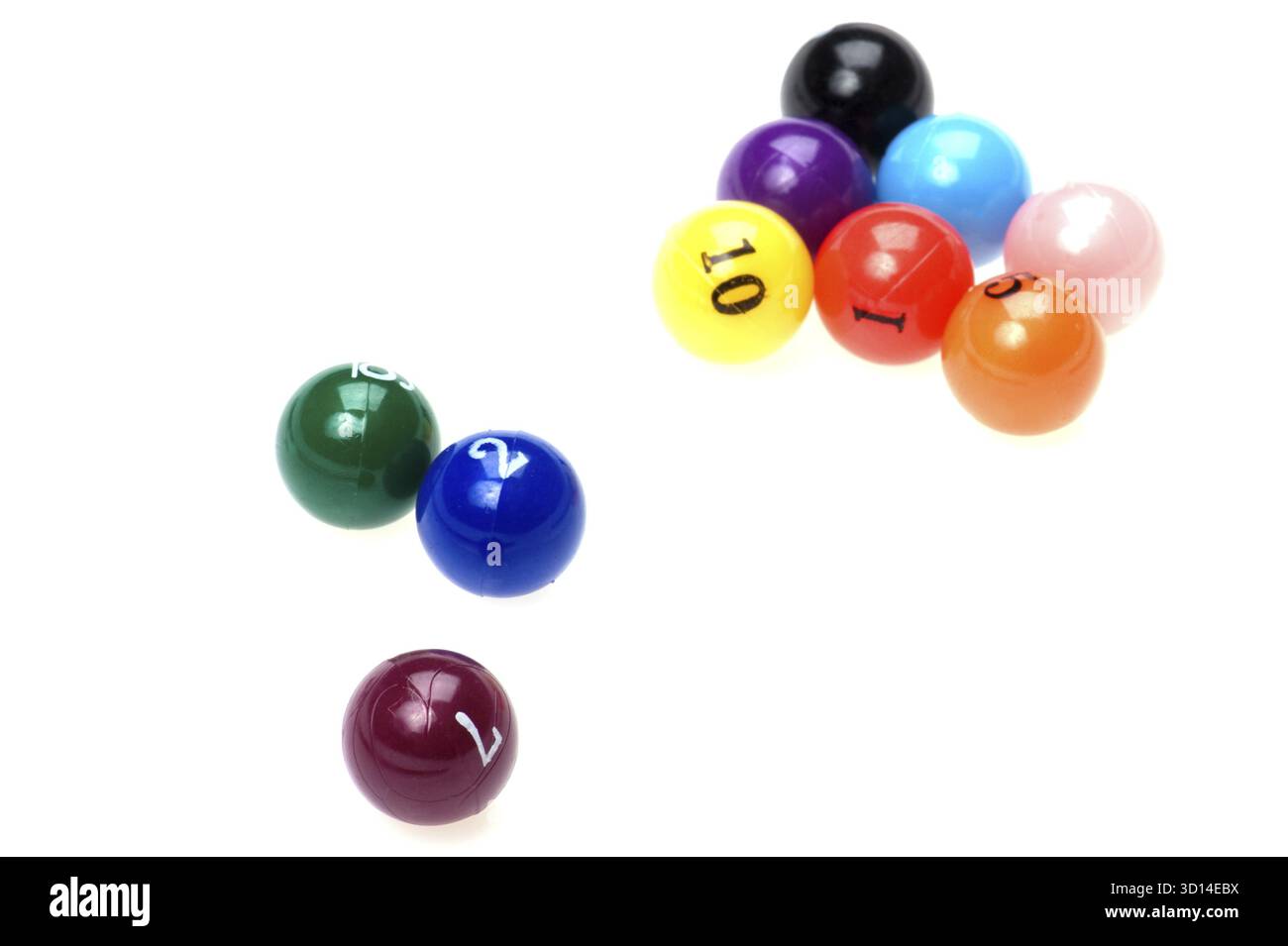 Colored pool balls on Cut Out Stock Images & Pictures - Alamy
