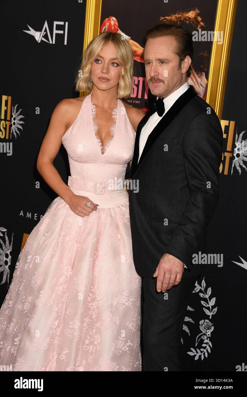 HOLLYWOOD, CALIFORNIA - OCTOBER 25: Sydney Sweeney and Ben Foster at ...