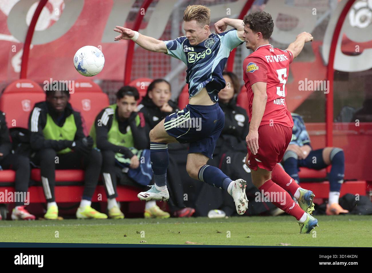 ENSCHEDE, 26-10-2025, Grolsch Veste Stadium, season 2025 / 2026 , Dutch ...