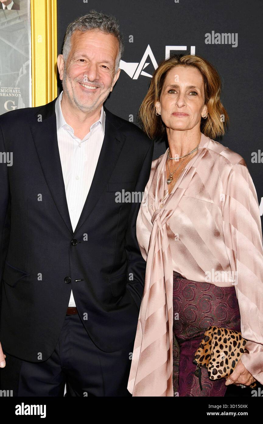 Richard Saperstein mit Ehefrau Brooke Saperstein bei der Premiere des ...