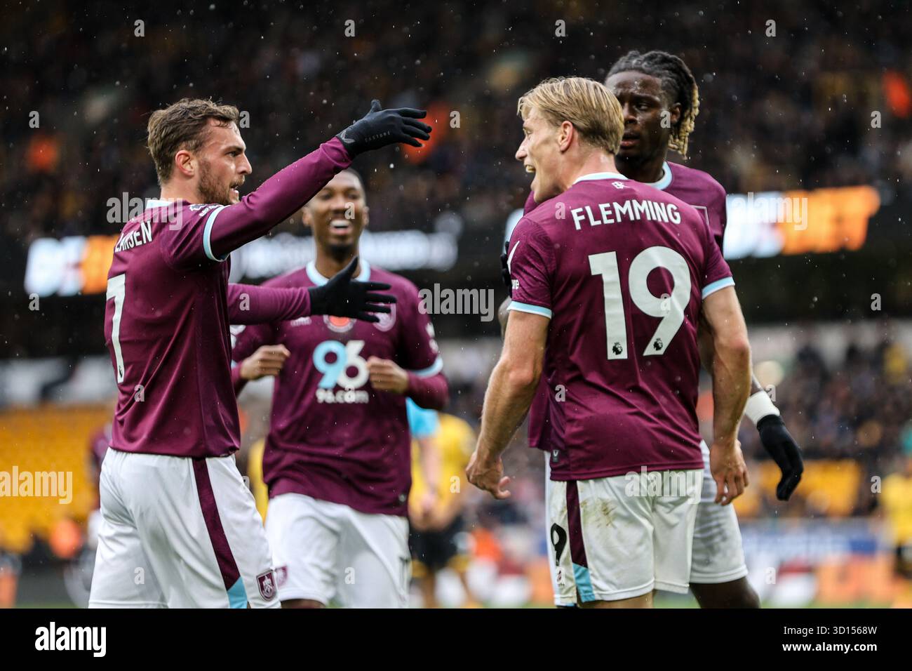 Zian Flemming (19 Burnley) celebrates after scoring during the Premier ...