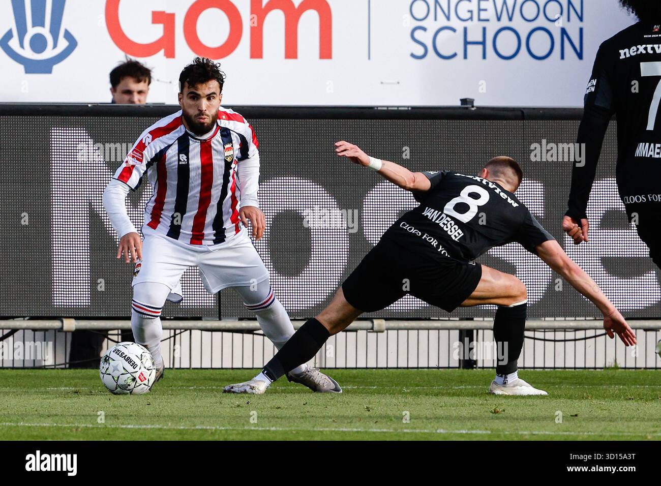 TILBURG, NETHERLANDS - OCTOBER 26: Mounir El Allouchi of Willem II ...