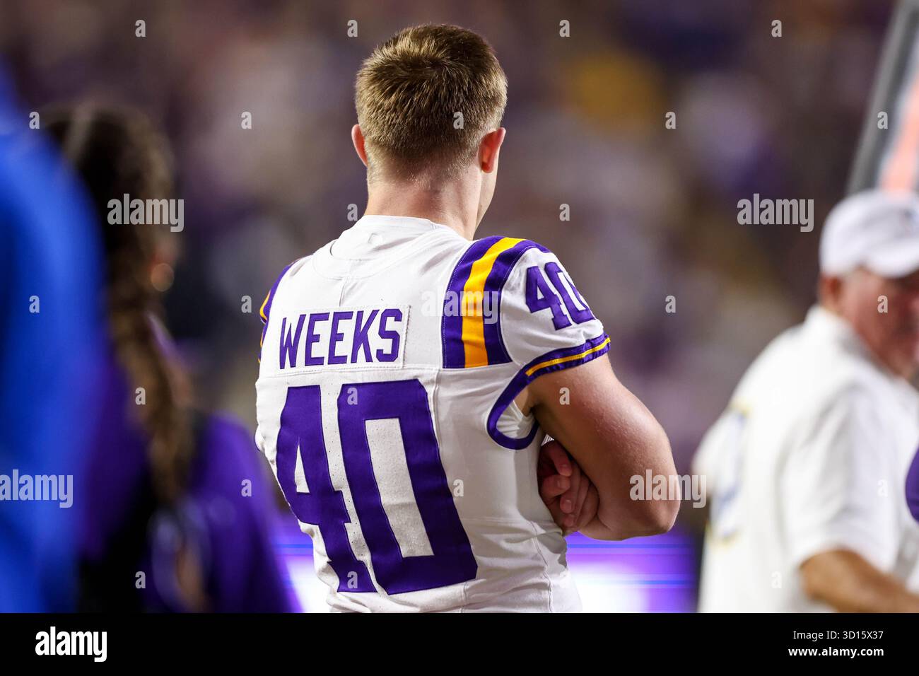 October 25, 2025: LSU injured starting linebacker Whit Weeks (40) stands on the sideline during ...