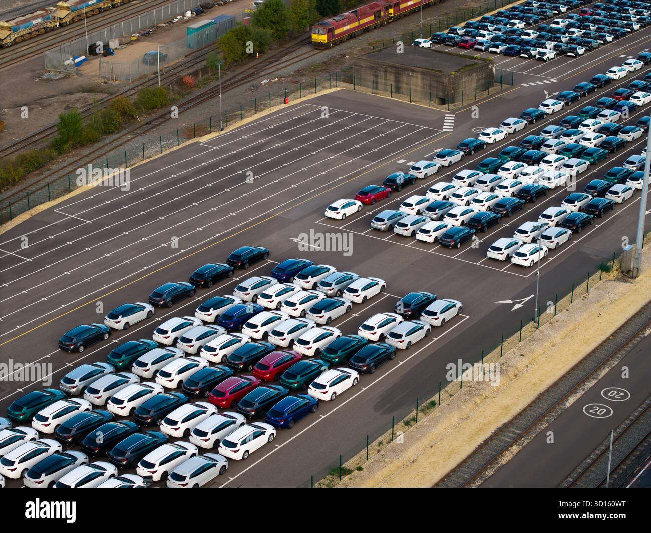 NOTTINGHAM, UK - OCTOBER 8, 2025. An aerial view directly above rows of ...