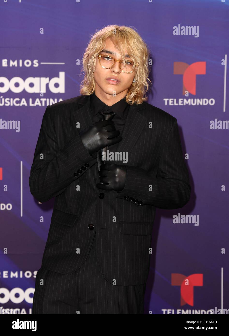 MIAMI, FLORIDA - OCTOBER 23: Fabio attends the 2025 Billboard Latin ...
