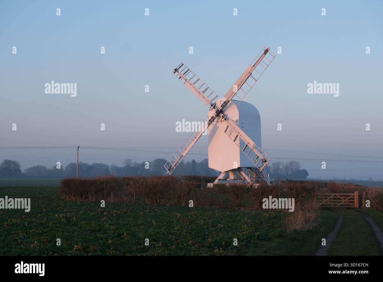 Kent windmill sunset hi-res stock photography and images - Alamy
