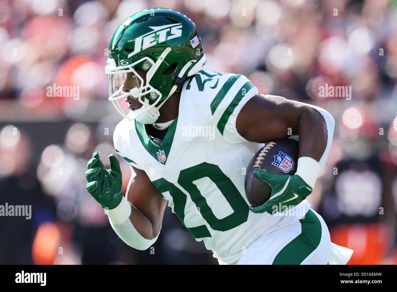 New York Jets running back Breece Hall (20) carries during the first ...