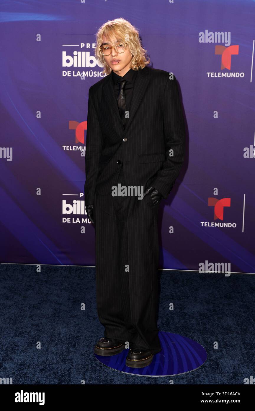 MIAMI, FLORIDA - OCTOBER 23: Fabio attends the 2025 Billboard Latin ...
