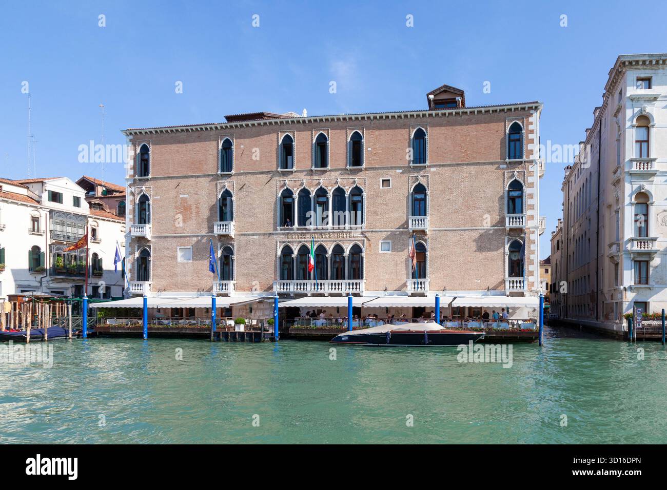 Ruskin hotel hi-res stock photography and images - Alamy
