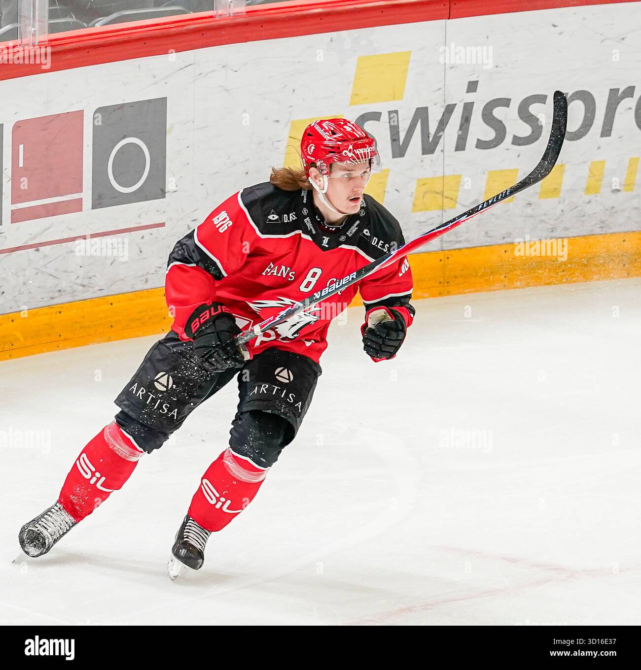 25/10/2025, Lausanne, Vaudoise Aréna, NL: Lausanne HC - HC Ambri-Piotta, #8 Sami Niku (Lausanne ...