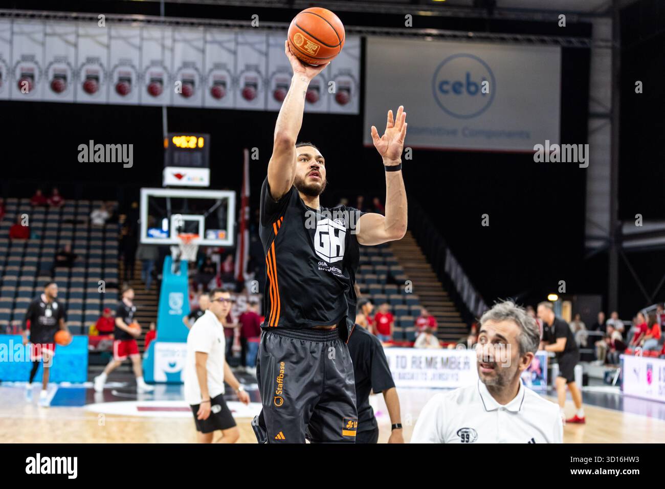 26.10.2025, BROSE Arena, Bamberg, GER, easy-Credit Basketball ...