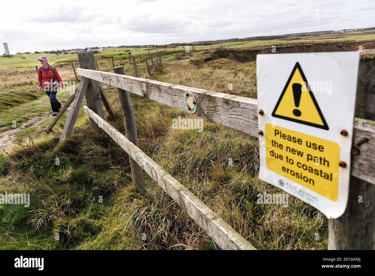 Coastal erosion sign new hi-res stock photography and images - Alamy