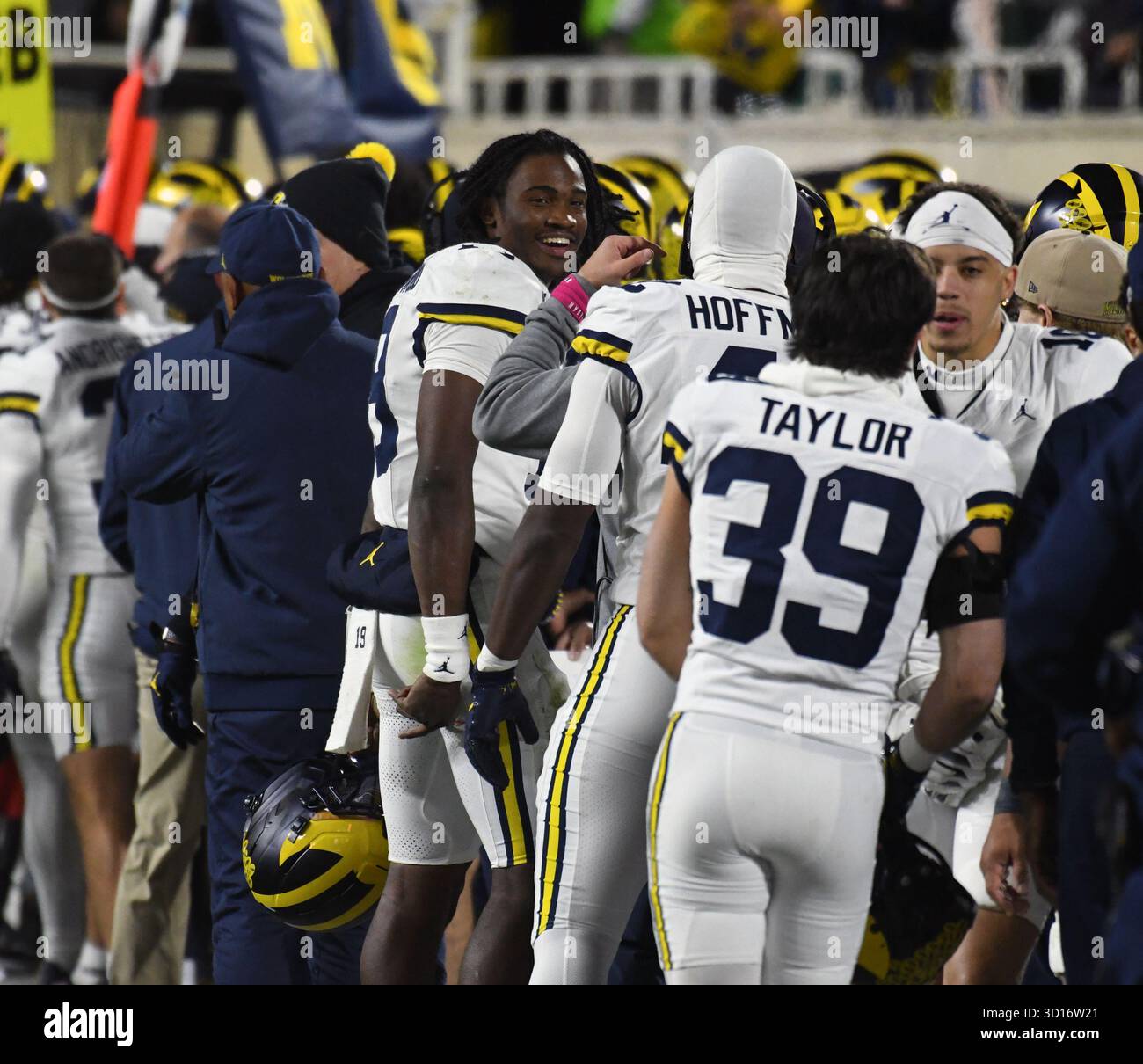 October 25, 2025: Michigan QB Bryce Underwood (19) celebrates with his ...