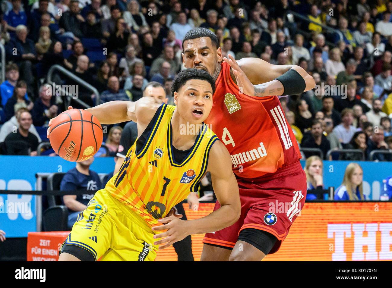 GER, Berlin, Basketball, Alba Berlin vs FC Bayern Basketball - in der ...