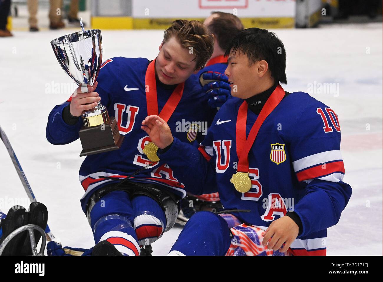 L-R Landon Uthke and Brett Bolton (both USA) celebrate victory of final ...