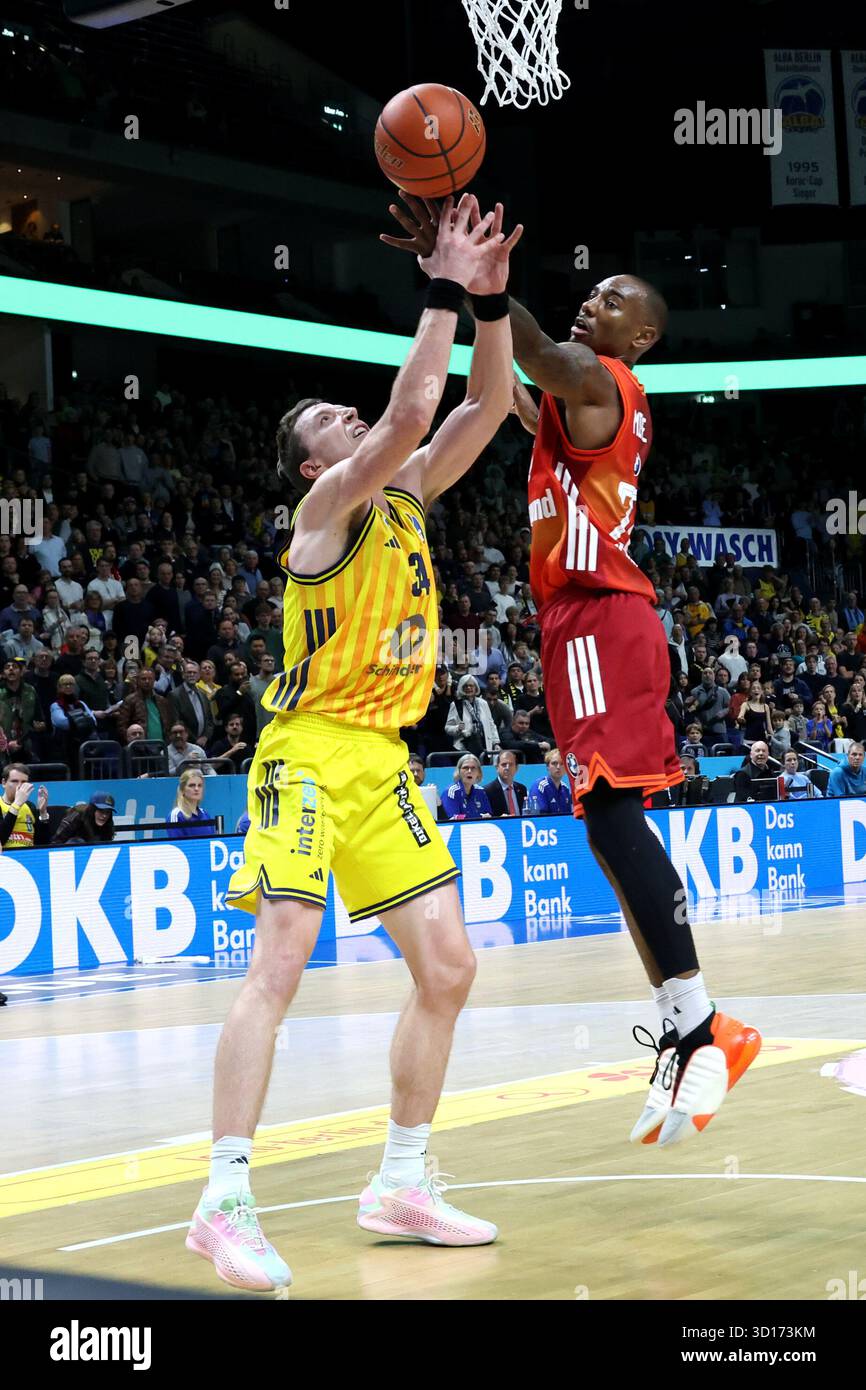 26.10.2025, Uber-Arena, Berlin, DEU, easyCredit BBL, ALBA vs. Bayern Muenchen, im Bild Justin ...