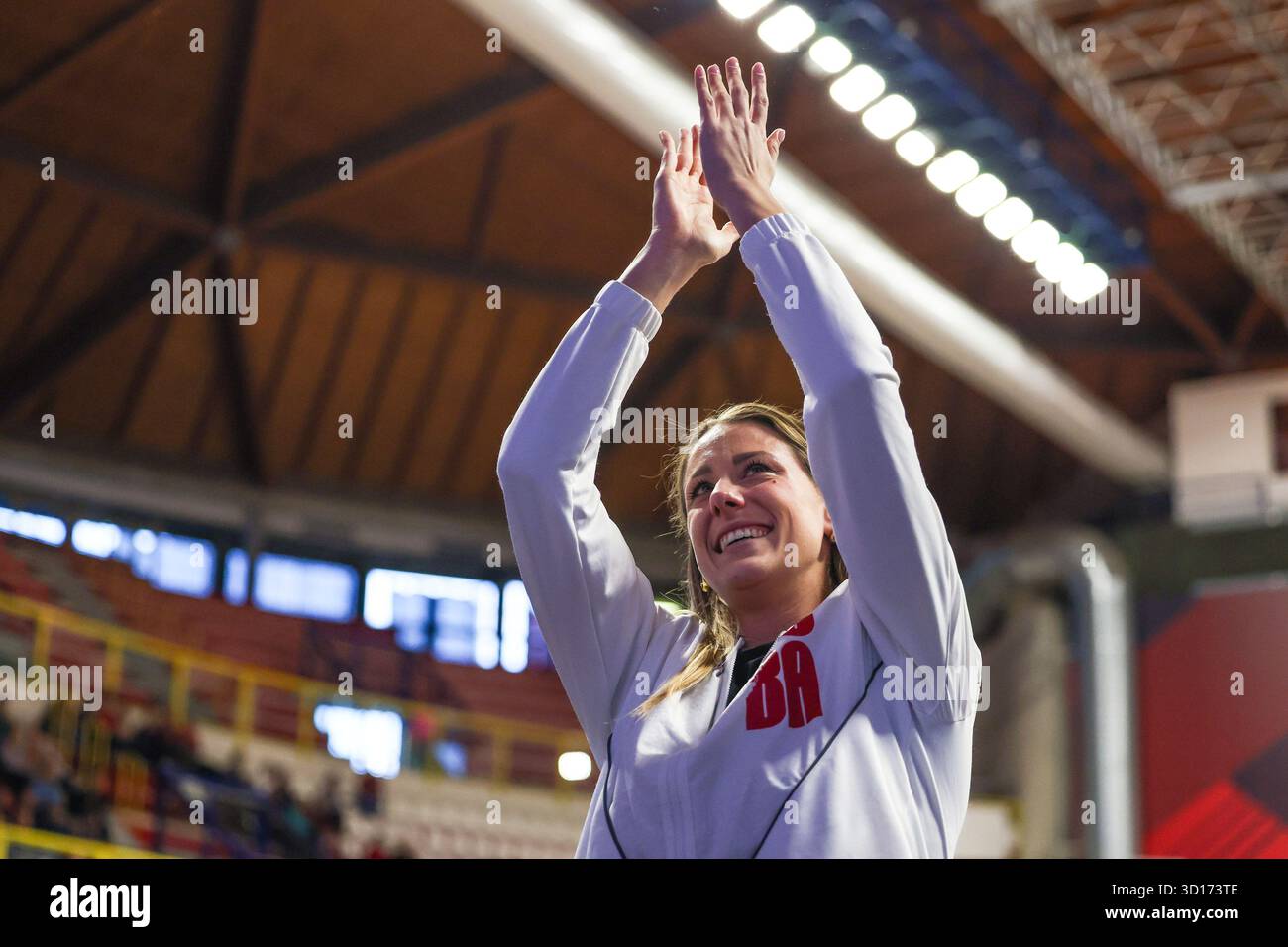 Jennifer Boldini #19 of UYBA Eurotek Laica Volley Busto Arsizio greets ...
