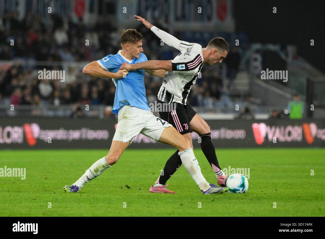 Lazio’s Toma Basic and Juventus' Dusan Vlahovic during the Serie A ...